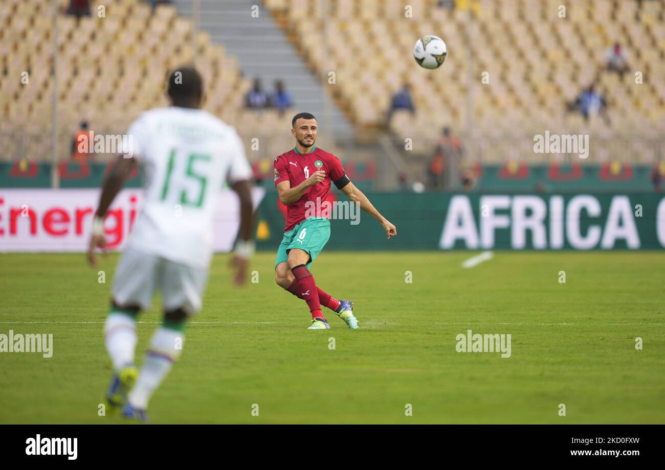 Romain saiss captain hi-res stock photography and images - Alamy