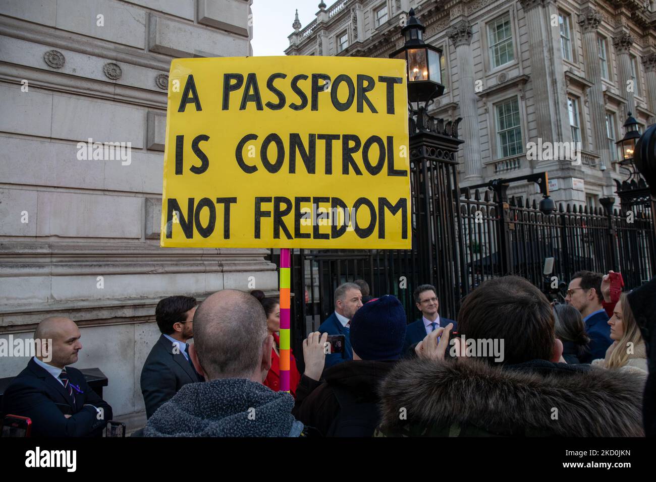 Richard baker broadcaster hi-res stock photography and images - Alamy