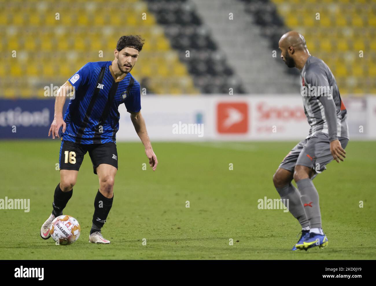 Abdulla Mahmoud Mahmoud (16) of Al Sailiya on the ball during the QNB ...