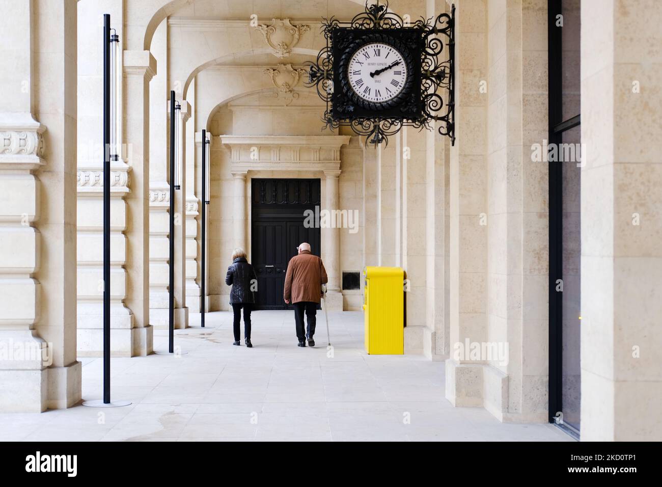 Built in 1886 for the needs of La Poste, La Poste du Louvre has had a ...