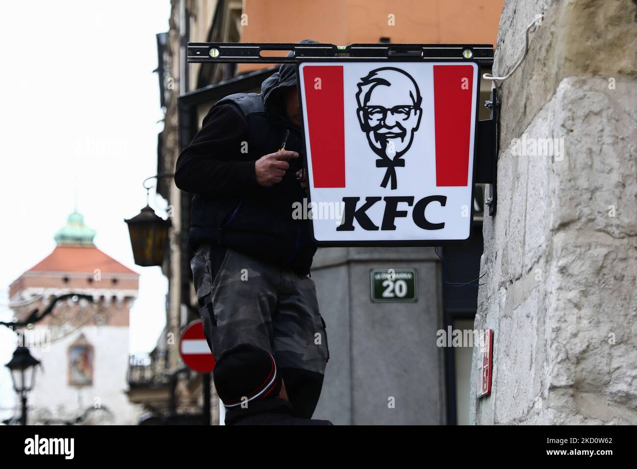 Kfc worker hi-res stock photography and images - Alamy