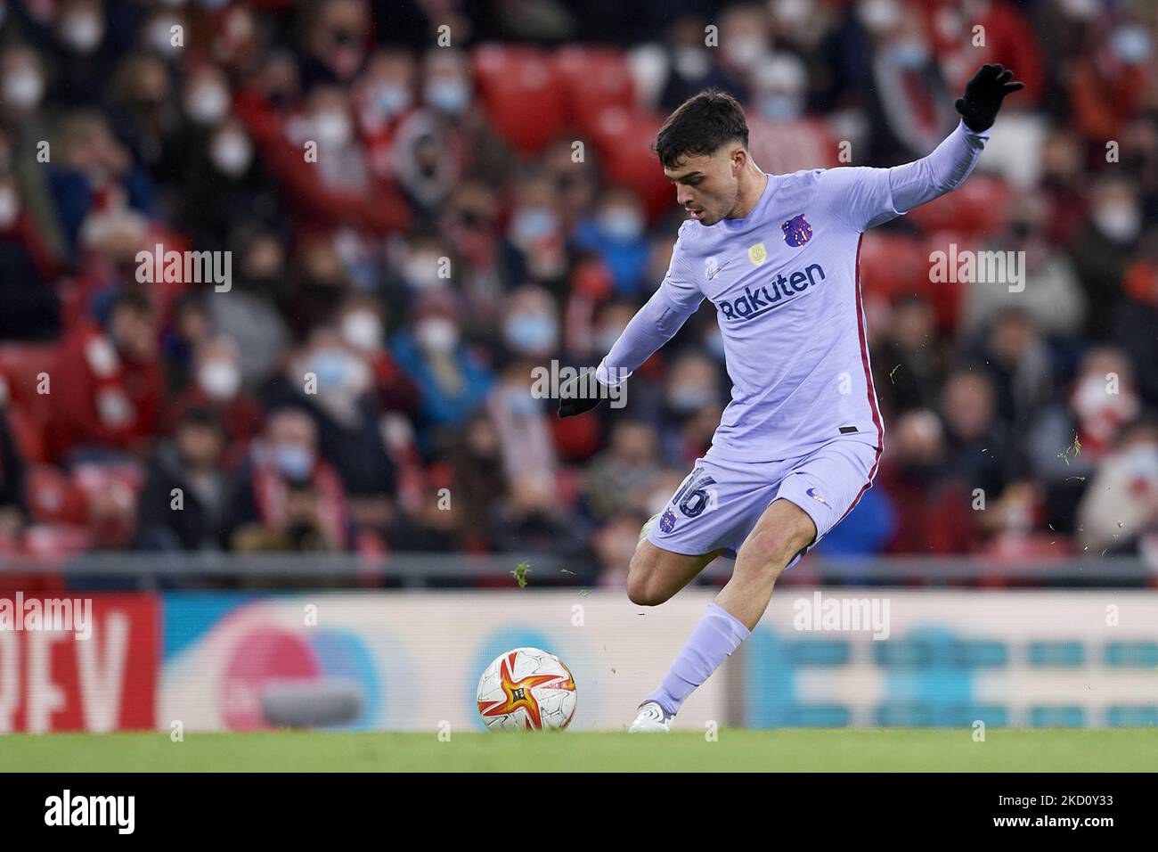Pedri of Barcelona shooting to goal during the Copa del Rey match ...
