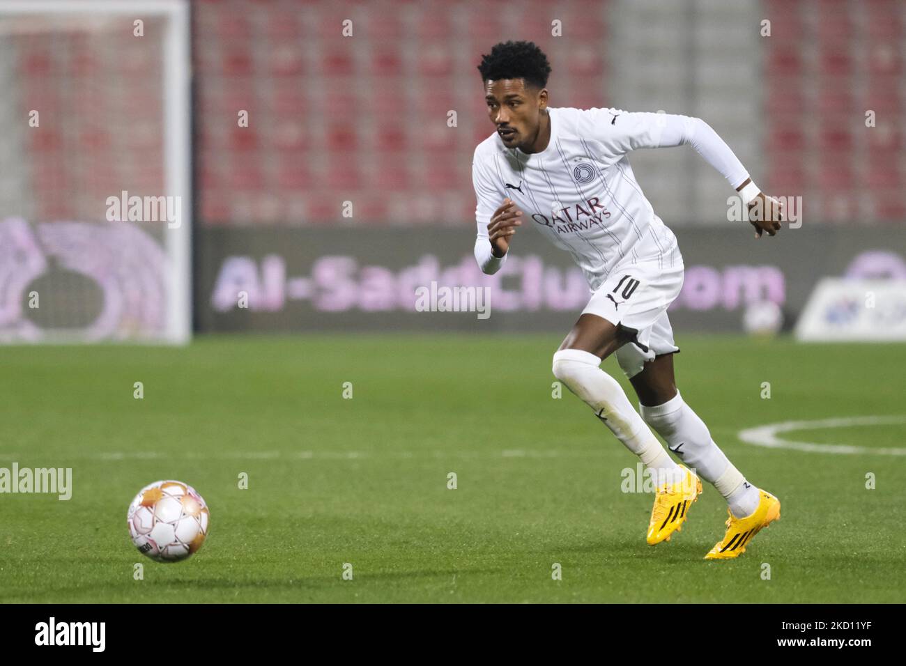 Musab Kheder (70) of Al Sadd on the ball during the QNB Stars League ...