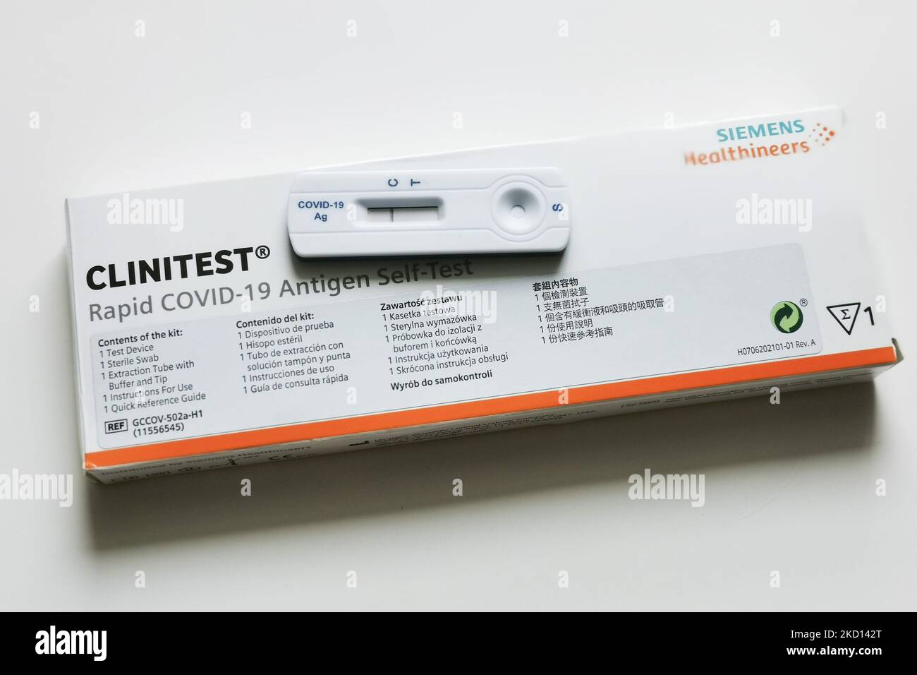 Rapid covid 19 antigen self test clinitest hi-res stock photography and ...