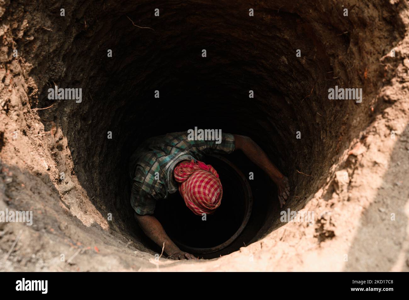 Rural toilets india hi-res stock photography and images - Alamy