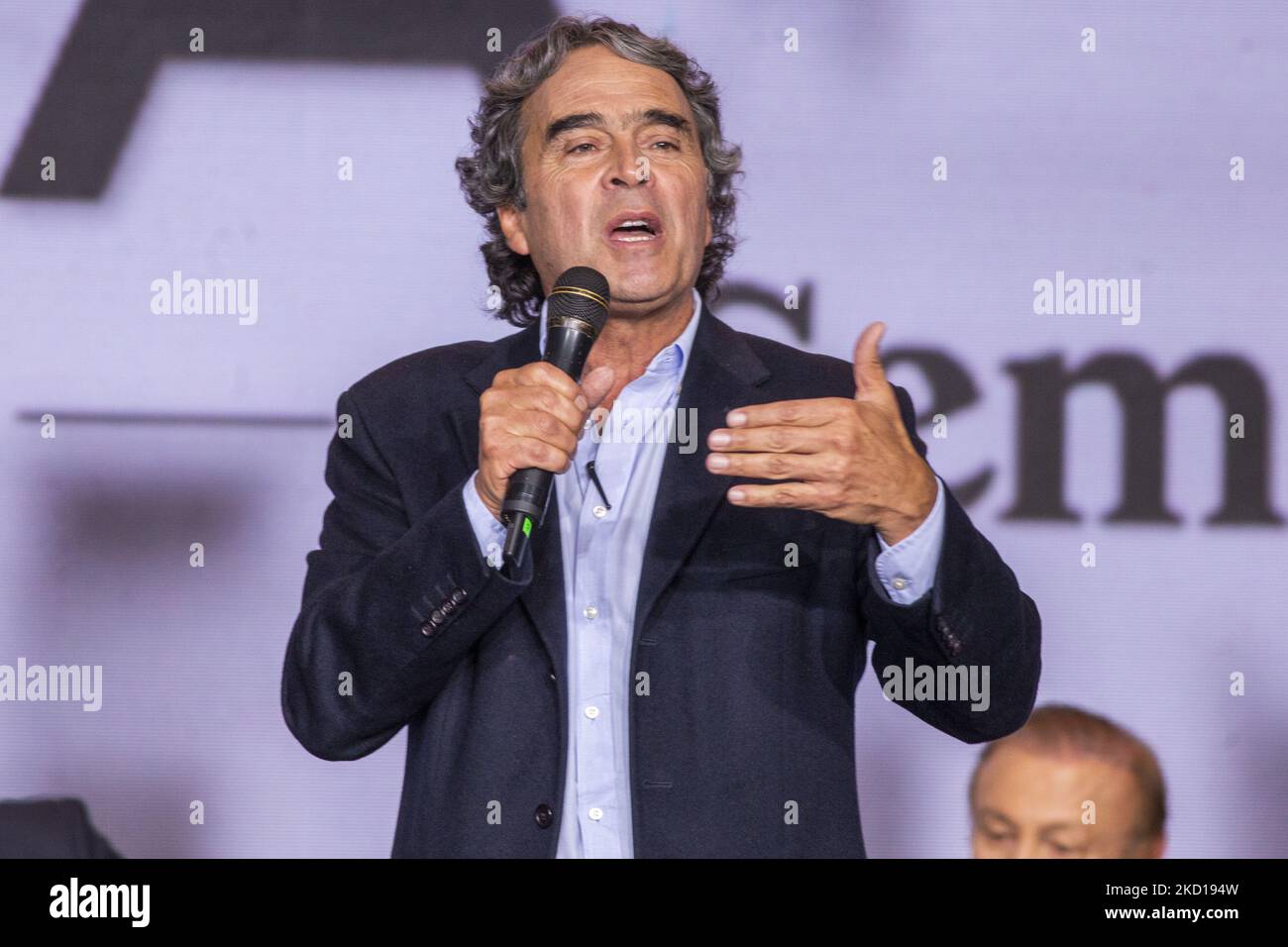 The candidate of the political party Compromiso Ciudadano, Sergio ...