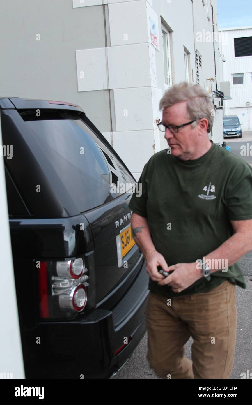 Jim davidson comedian hi-res stock photography and images - Alamy