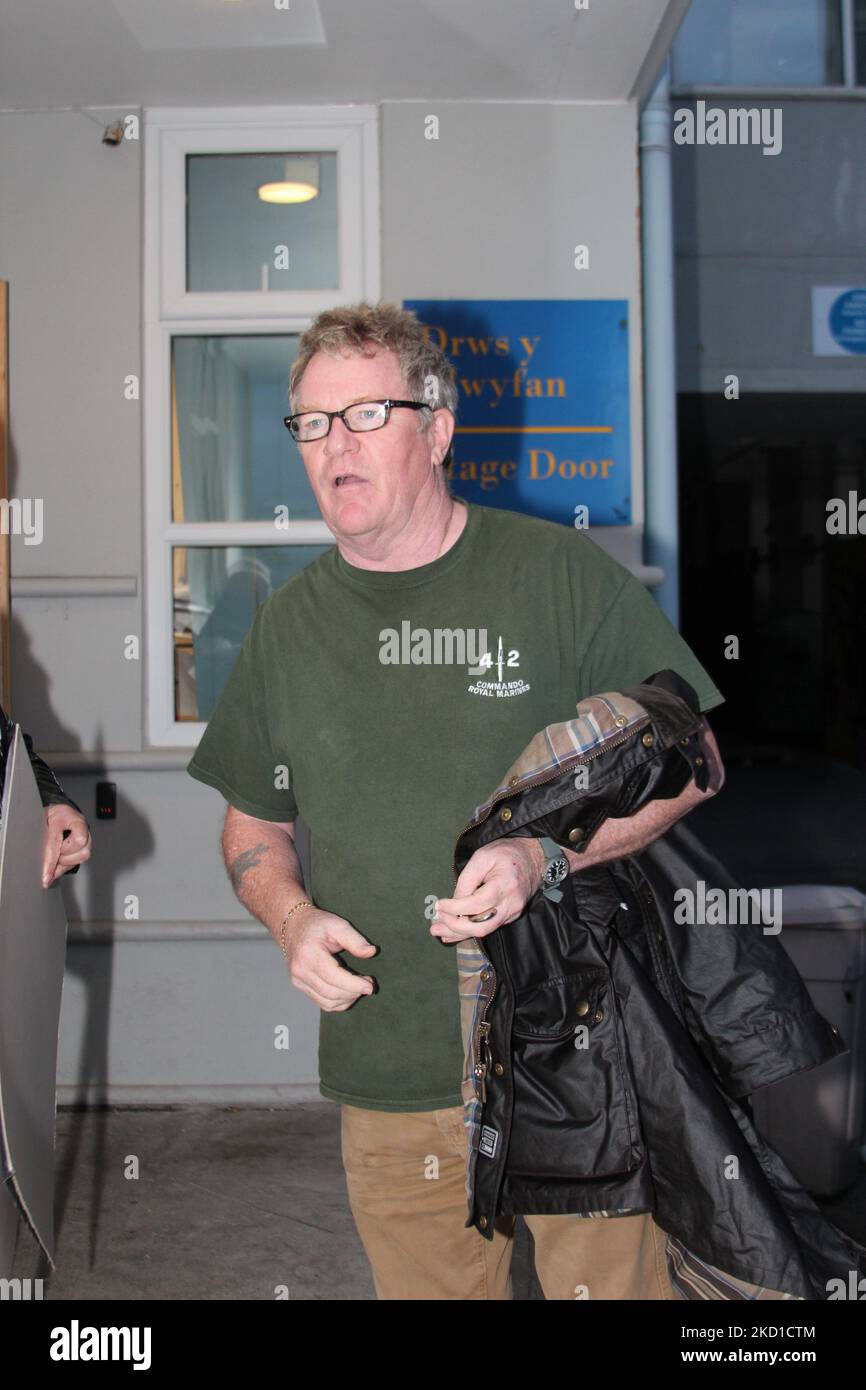 Jim davidson comedian hi-res stock photography and images - Alamy