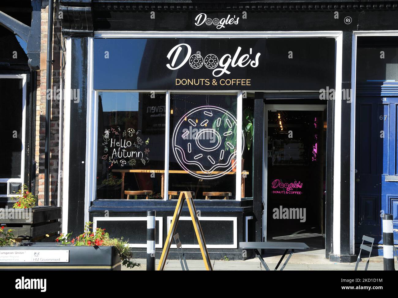 Doogles hi-res stock photography and images - Alamy