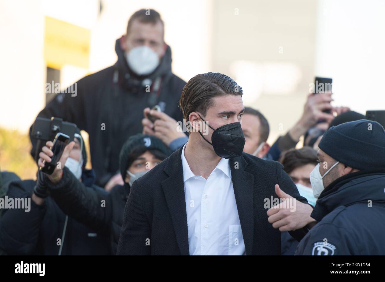 Juventuss New Sign Dusan Vlahovic Arrives At J Medical In Turin For
