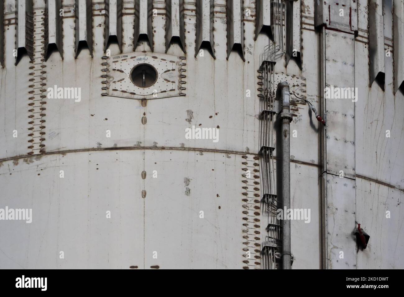 Details of the 4th prototype of Super Heavy Booster. (Photo by Reginald ...