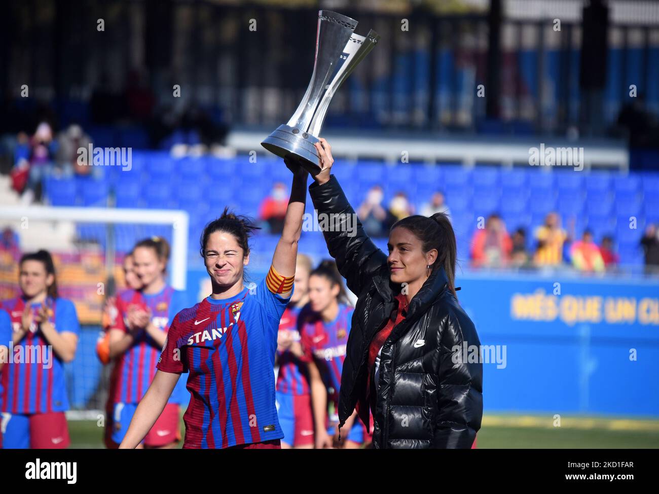 Spanish super cup trophy hi-res stock photography and images - Alamy