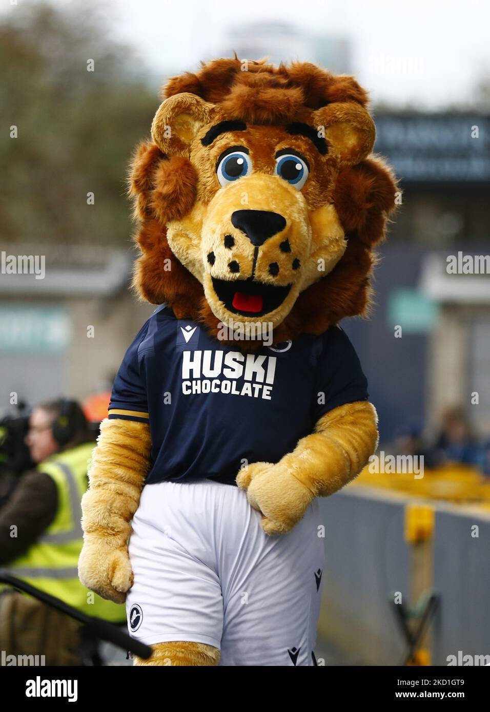 Millwall mascot hi-res stock photography and images - Alamy