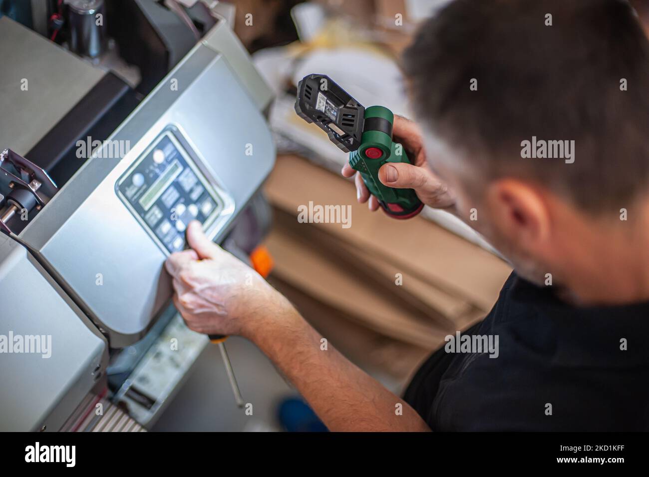 All machines nead maintains. Professional technician troubleshooting ... All machines nead maintains. Professional technician troubleshooting ...