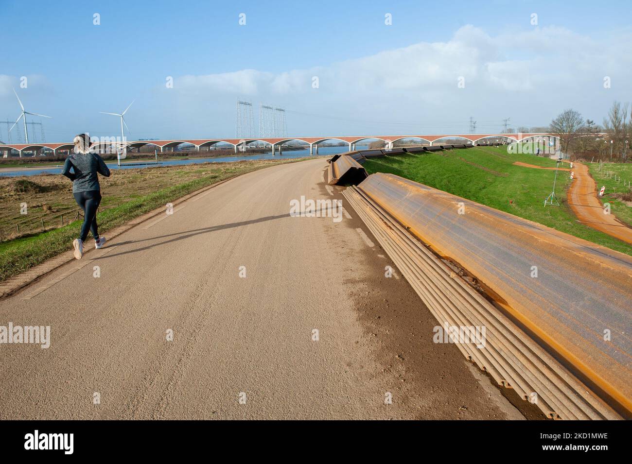 A view of the sheet piles placed around the second part of the dike ...