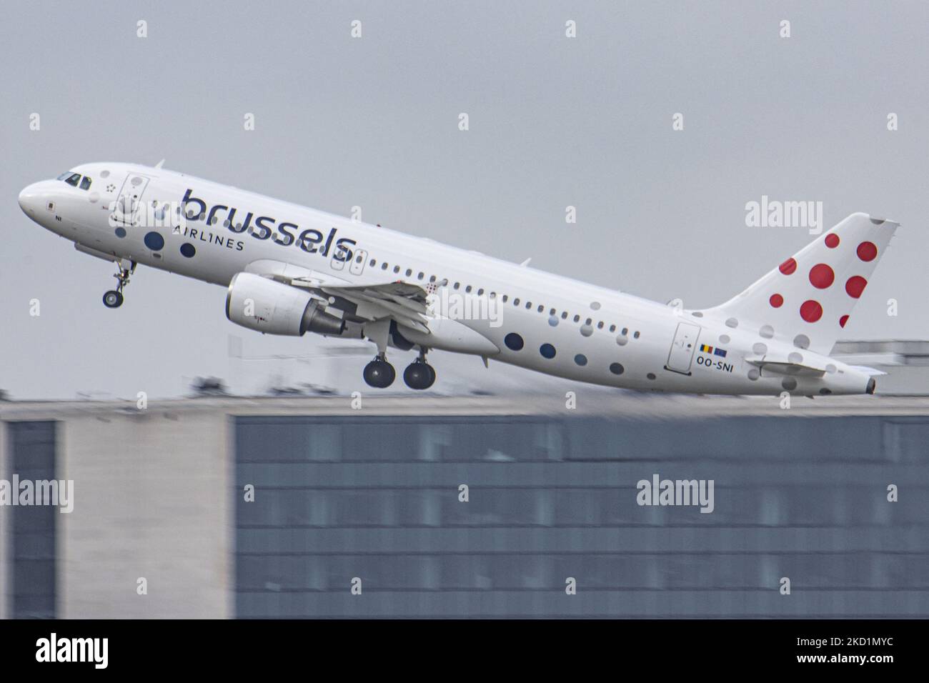 Sni technology logo hi-res stock photography and images - Alamy