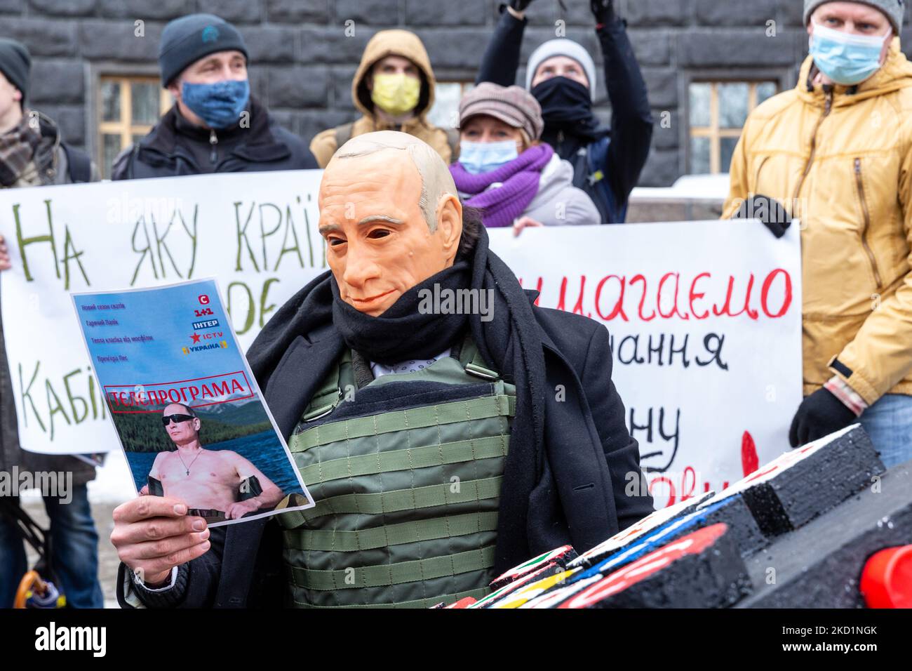 Wladimir putin mask hi-res stock photography and images - Alamy