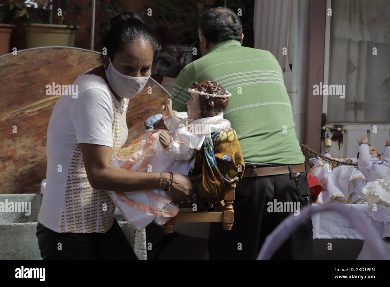 Fiesta de la virgen de guadalupe hi-res stock photography and images ...