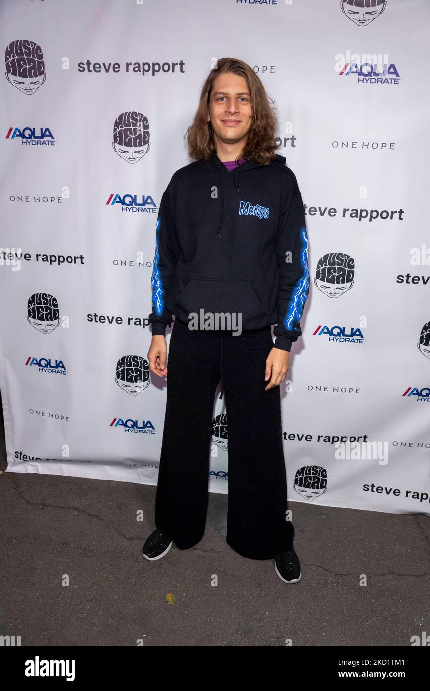 Hollywood, USA. 04th Nov, 2022. Hari Tahov attends Rock Photographer ...