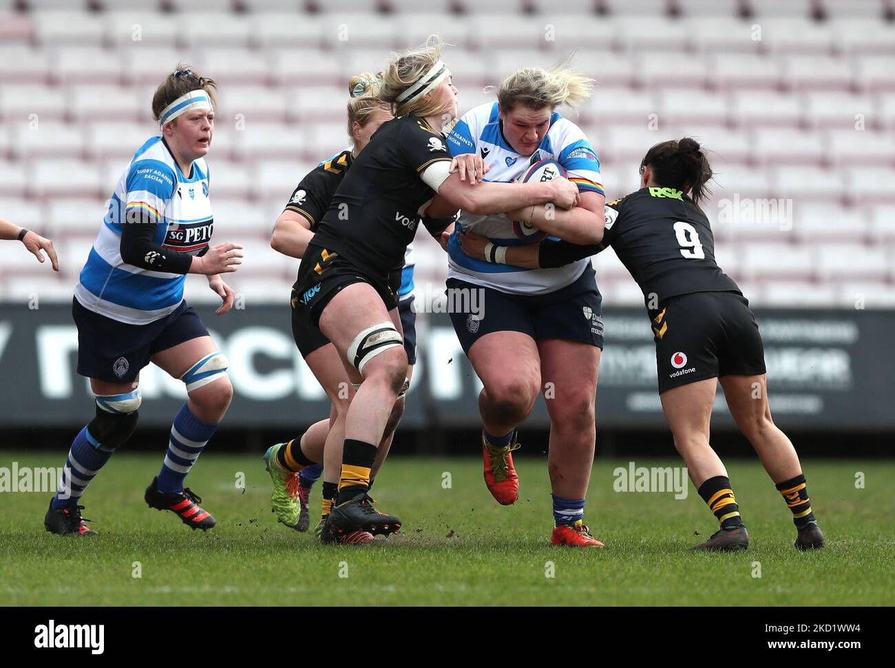 Meghan Gardner of DMP Durham Sharks and Sam Monaghan and Sammy Wong of ...