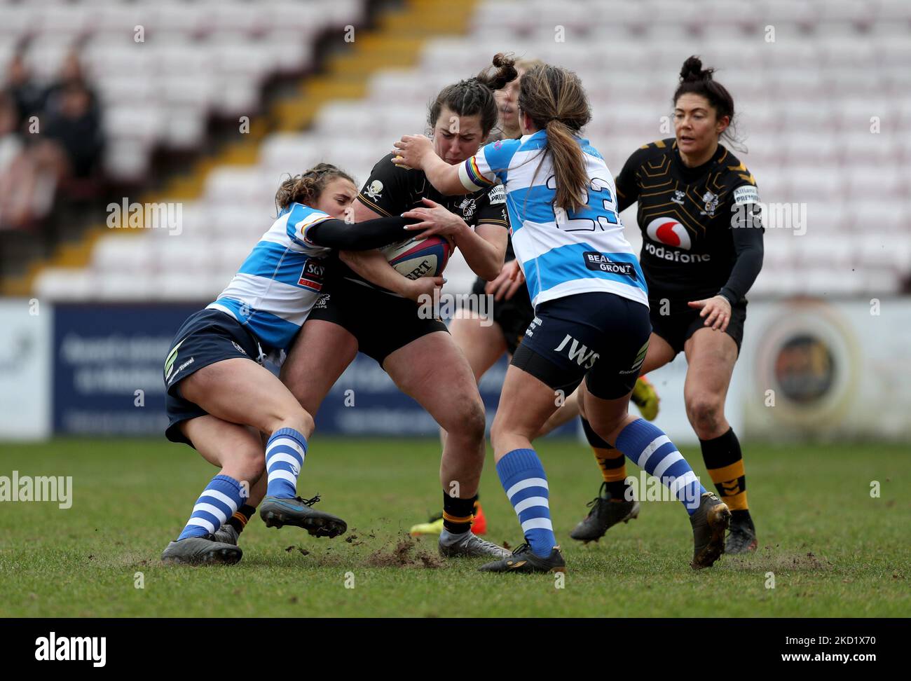 Kenny Thomas-Roberts and Dani Phan of DMP Durham Sharks and Shannon ...