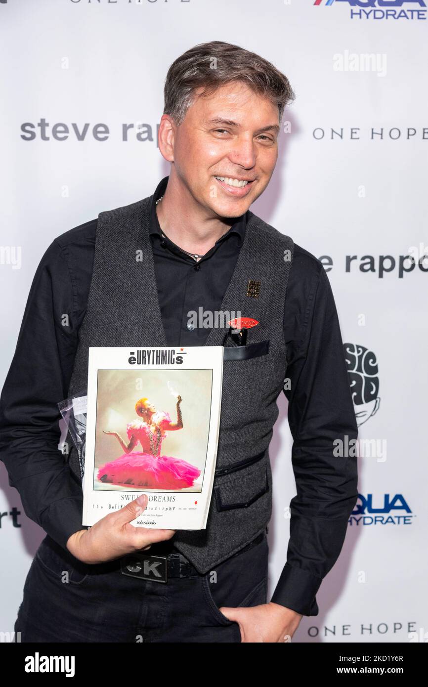 Hollywood, USA. 04th Nov, 2022. Mark Stevens attends Rock Photographer ...