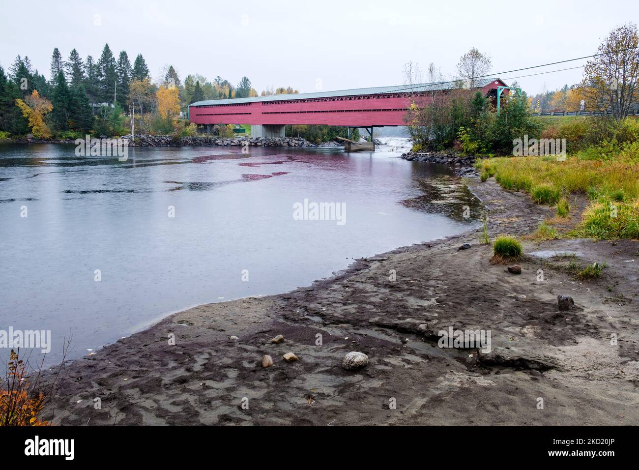 Traditional style of covered bridge near Grand-Remous Quebec, Canada ...
