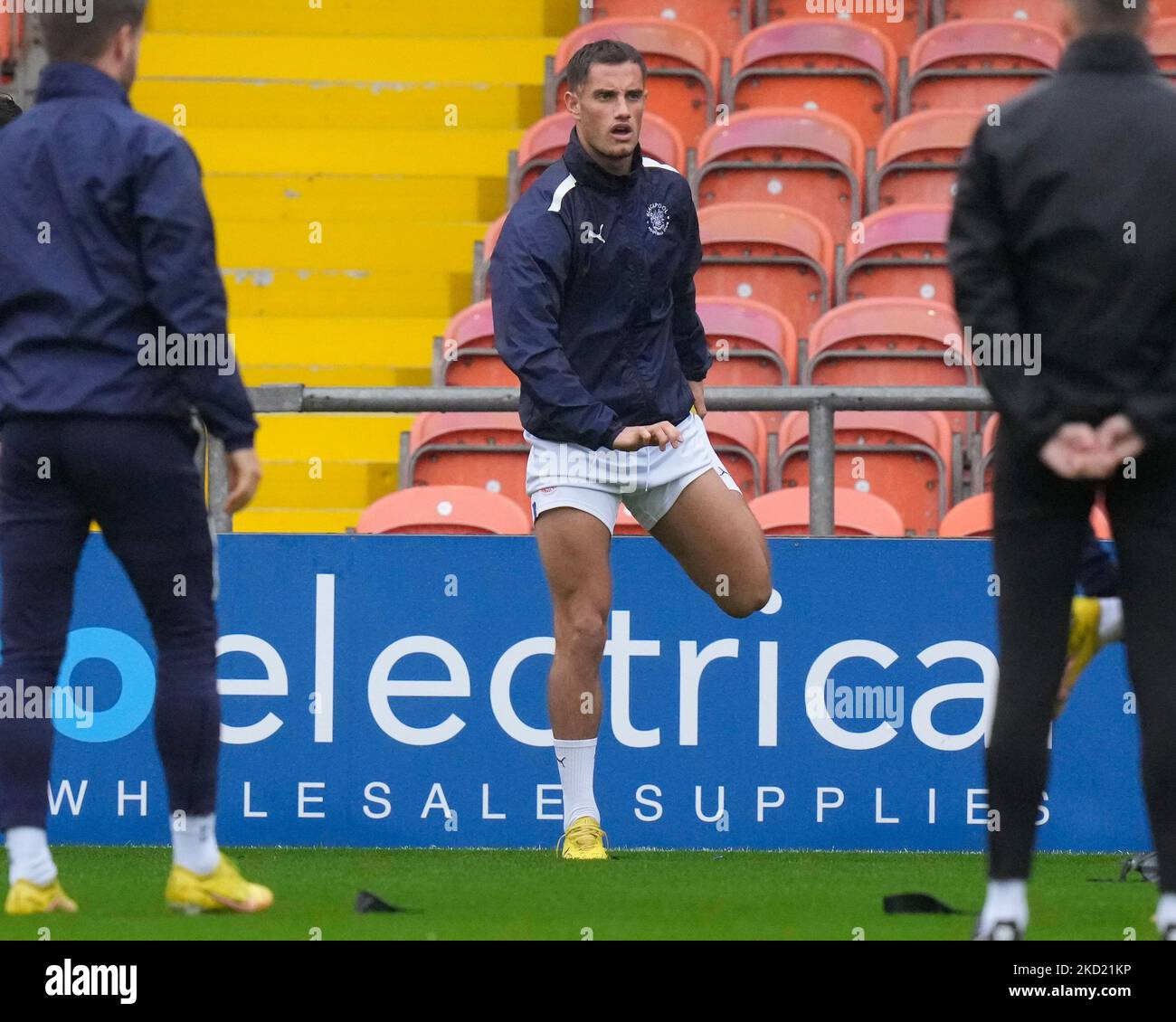 Jerry Yates #9 of Blackpool warms up before the Sky Bet Championship ...