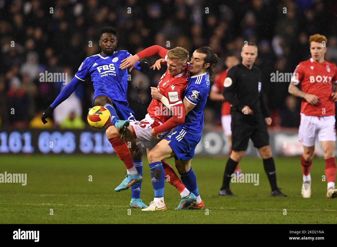 Sam Surrage of Nottingham Forest battles with aglar Soyuncu and Wilfred ...