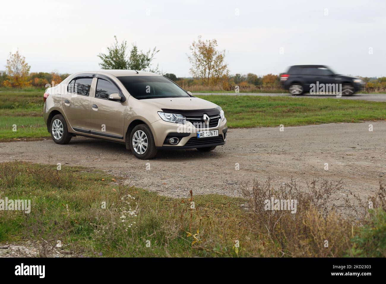 Renault logan golden color hi-res stock photography and images - Alamy