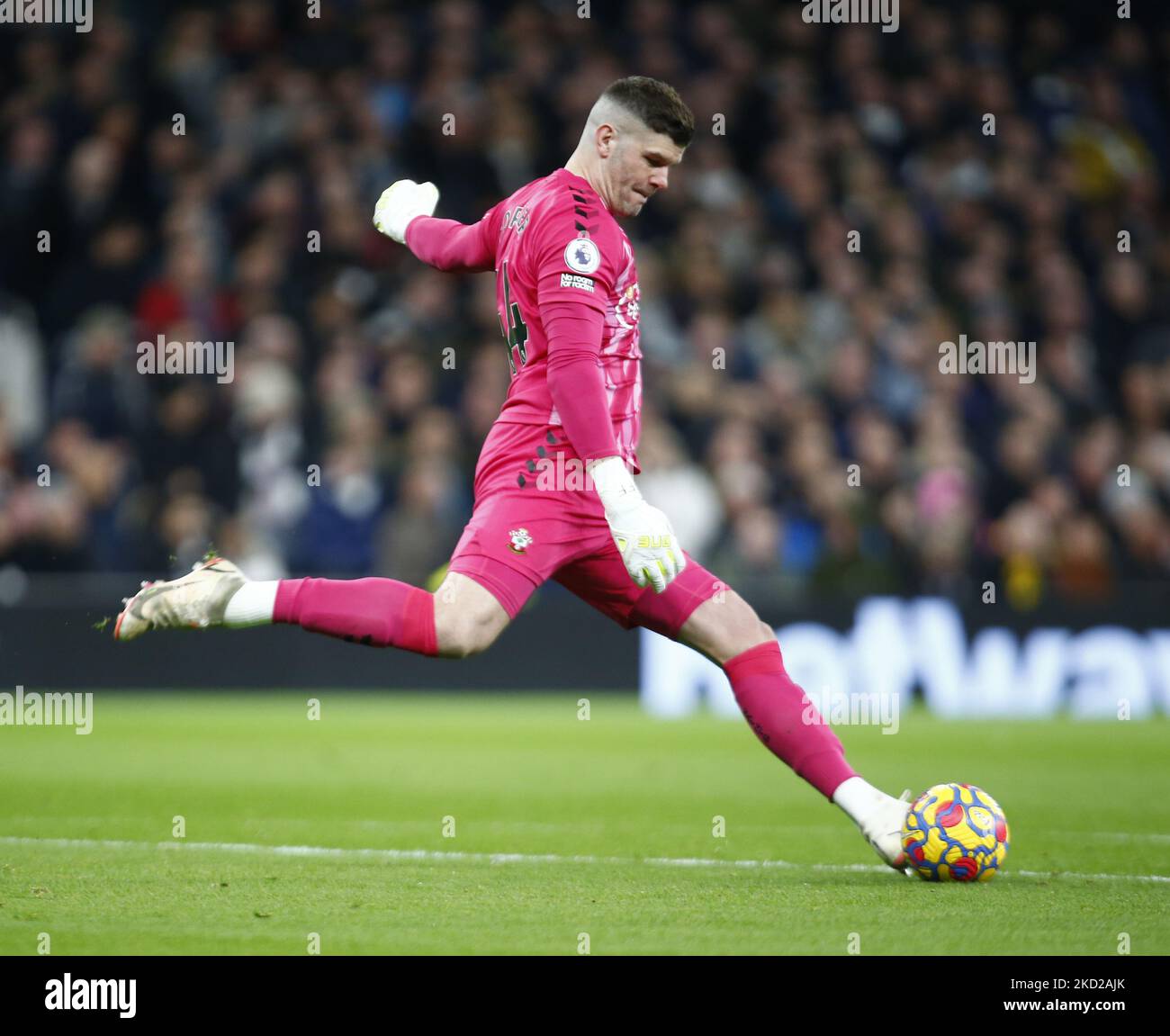Southampton's Fraser Forster during Premier League between Tottenham ...