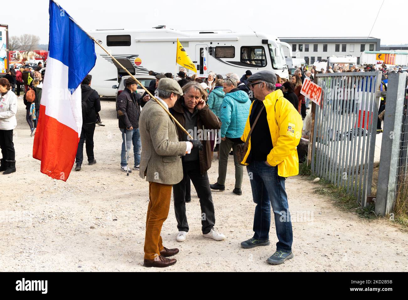 In Avignon,in the south of France,starts the'Freedom Convoy (convoi de ...