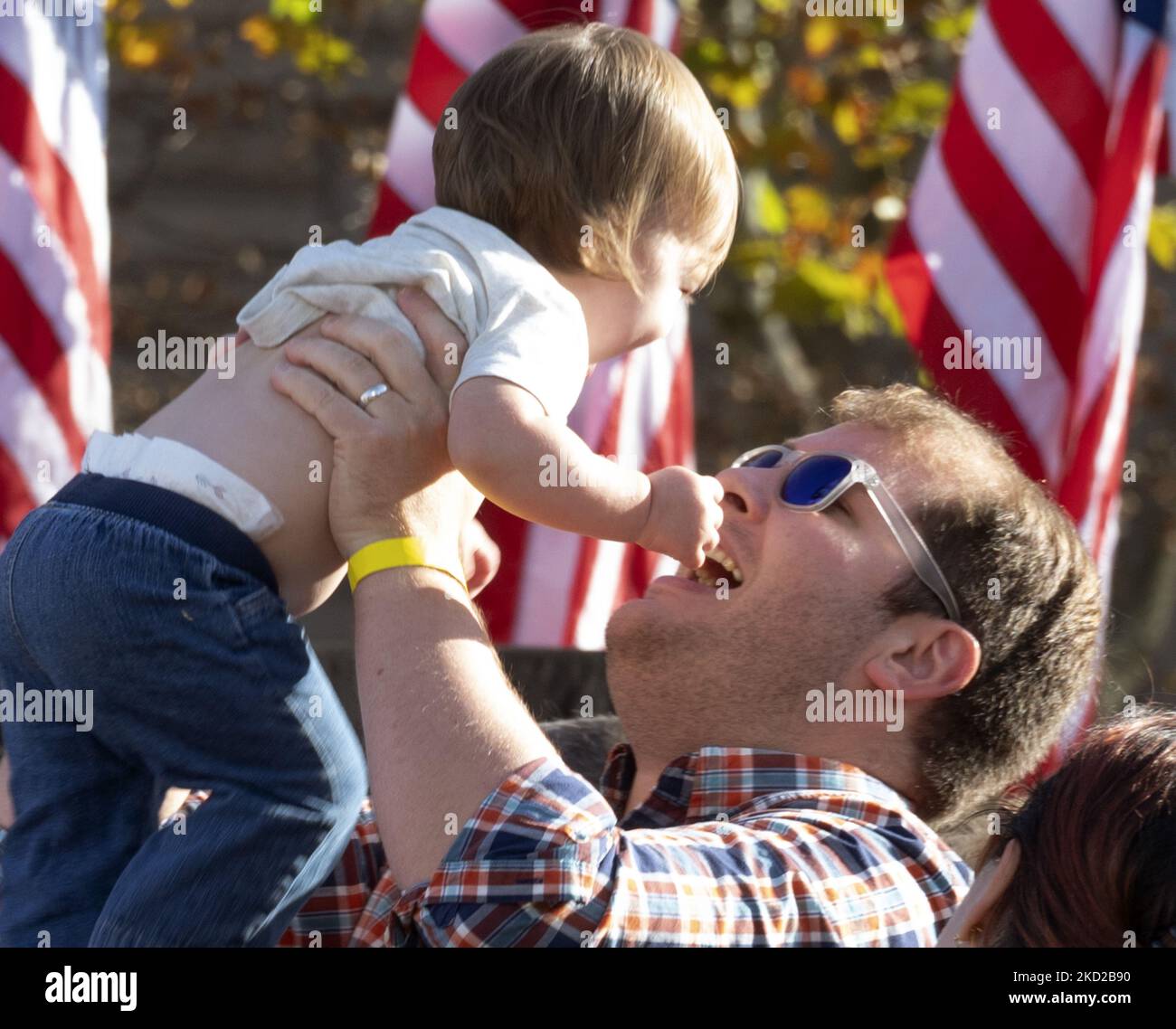 Harmony, United States. 05th Nov, 2022. A supporters for Democratic ...
