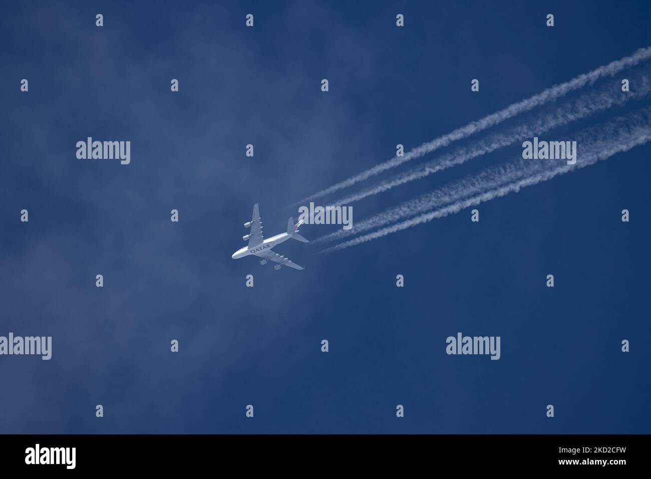 Qatar Airways Airbus A380 double decker aircraft overfly at 40.000 feet ...