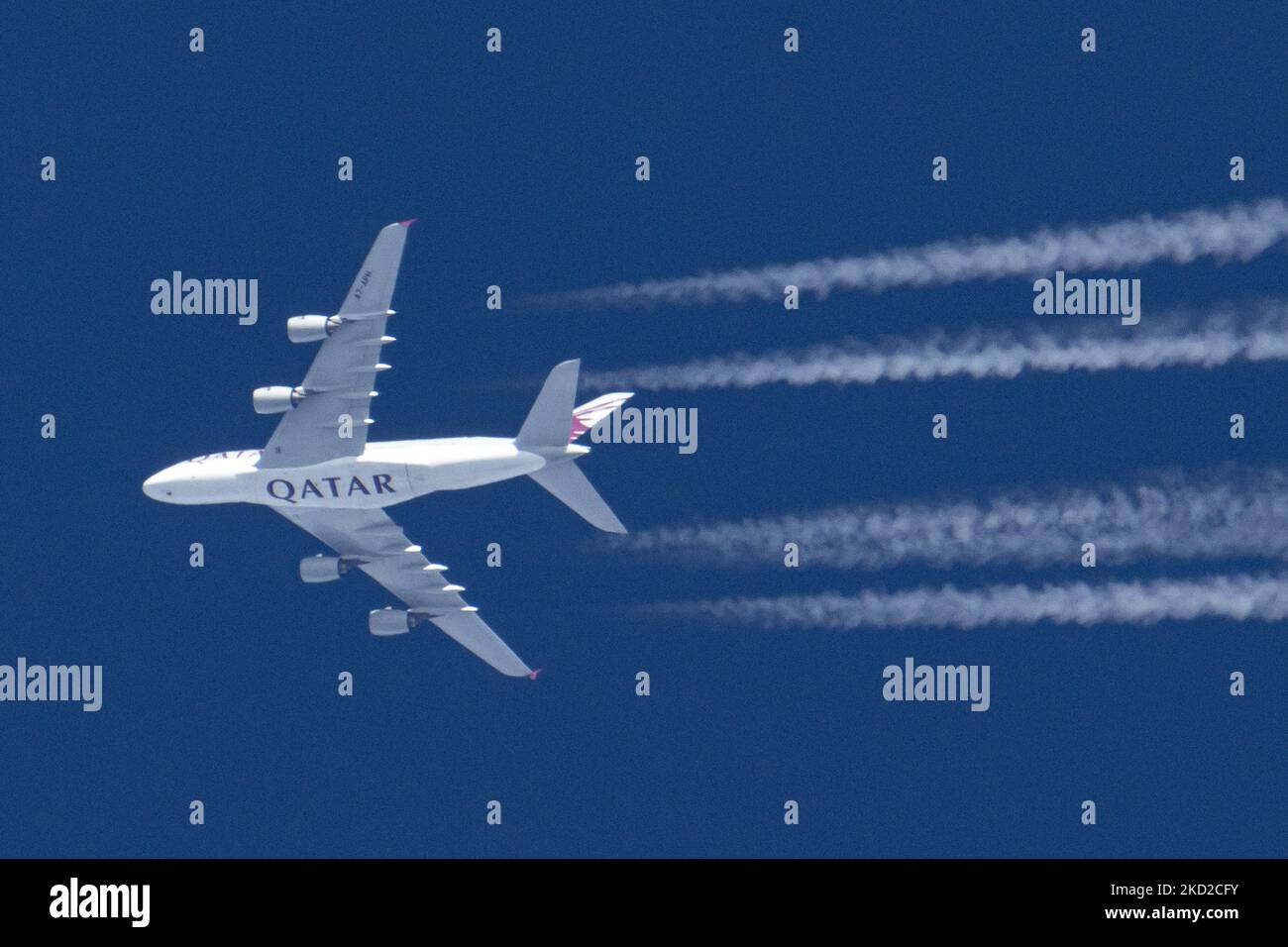 Qatar Airways Airbus A380 double decker aircraft overfly at 40.000 feet ...
