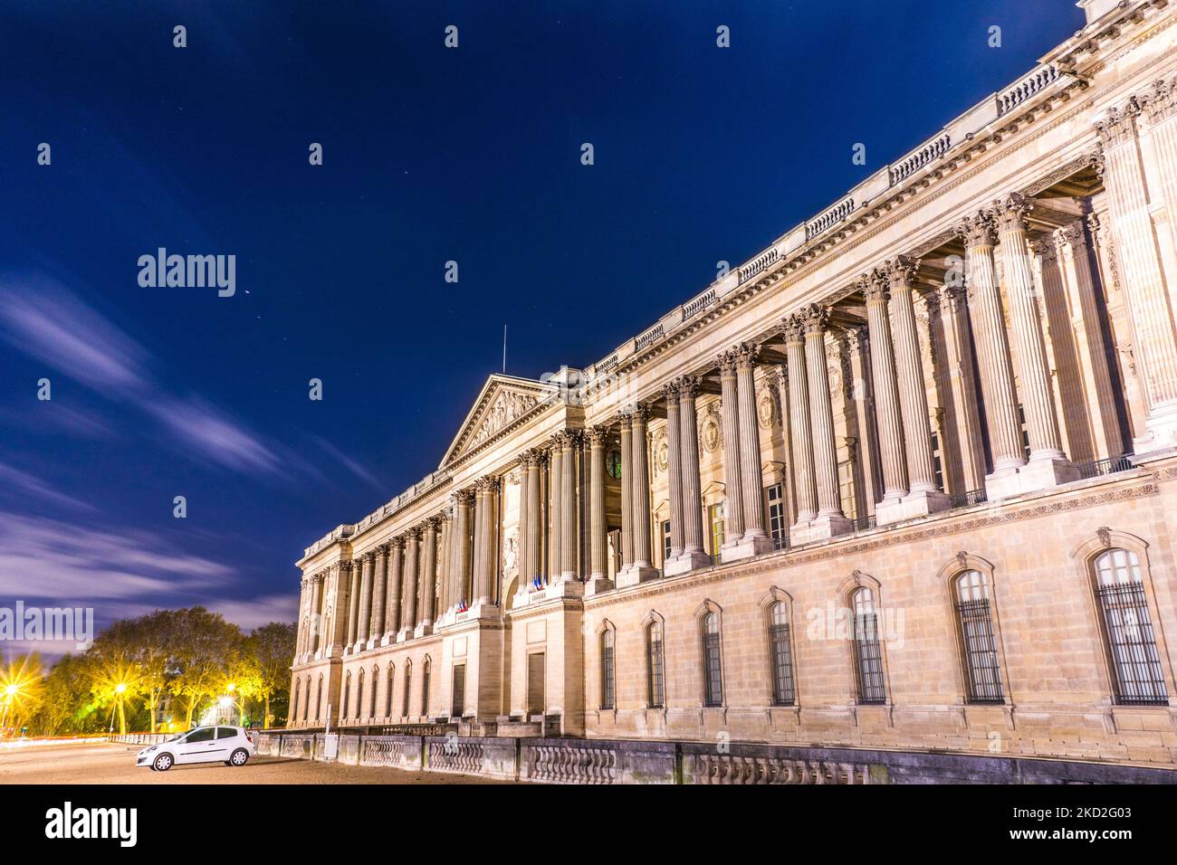 Colonnade louvre hi-res stock photography and images - Alamy