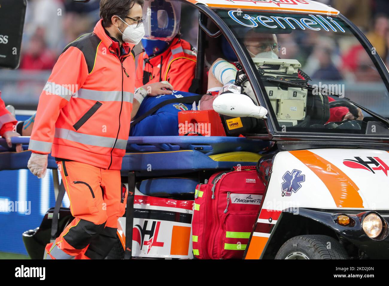 Sebastian negri rugby italy hi-res stock photography and images - Alamy