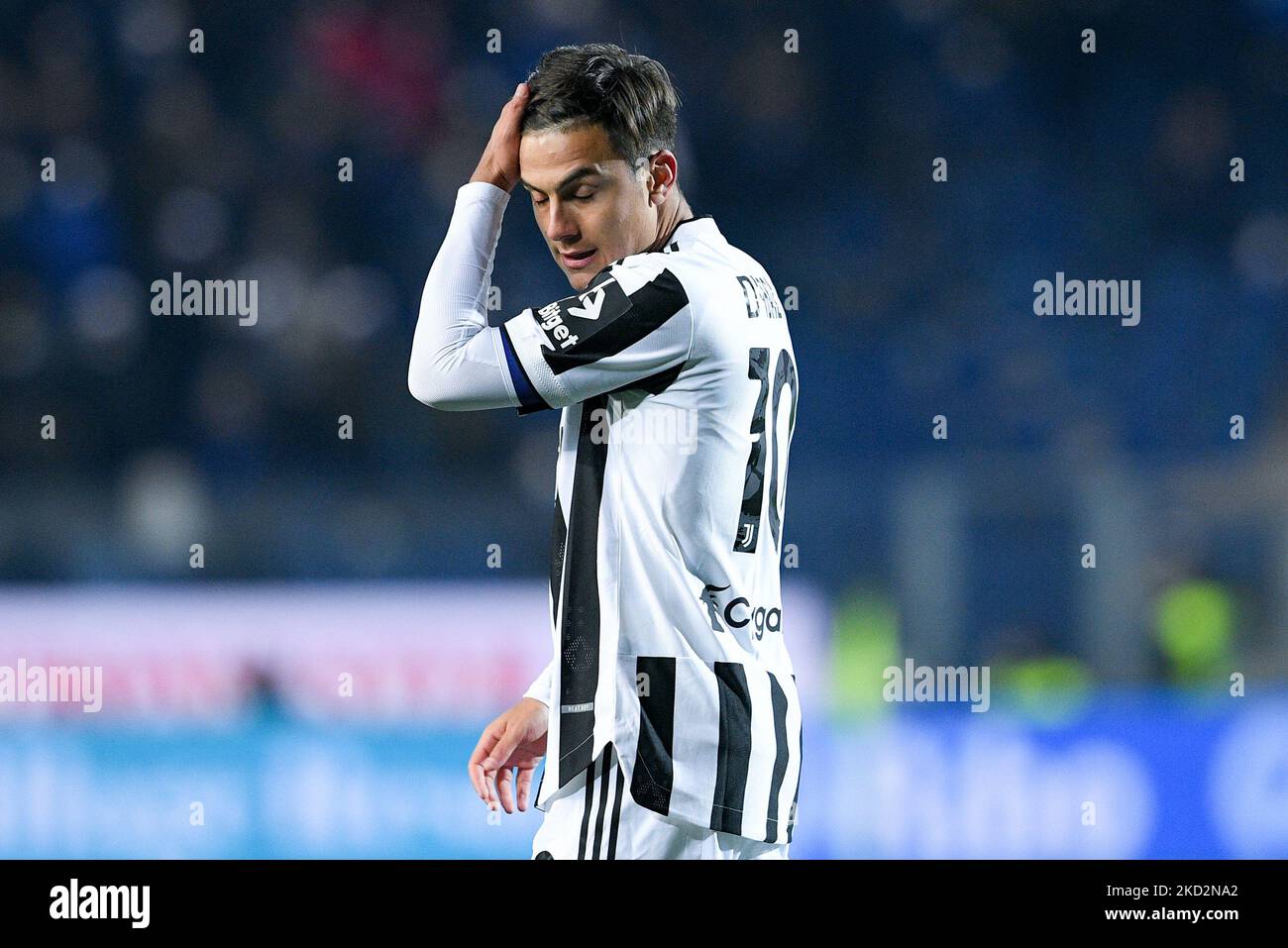 Paulo Dybala of FC Juventus looks dejected during the Serie A match ...