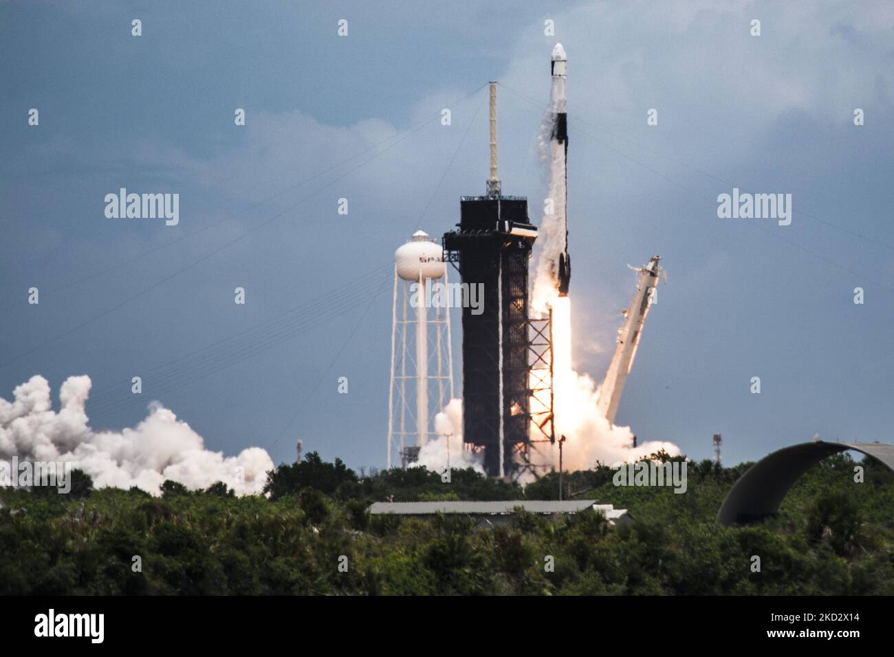 Spacex Crs 22 Launch At Kennedy Space Center Fl Usa Unmanned Resuuply