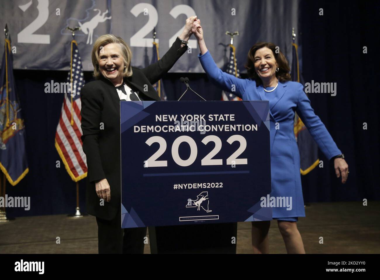 Fromer US Secretary of State Hillary Clinton and New York Gov. Kathy ...