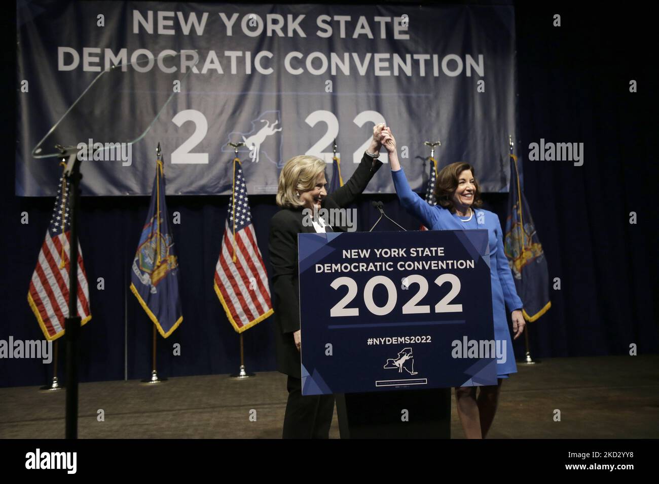 Fromer US Secretary of State Hillary Clinton and New York Gov. Kathy ...