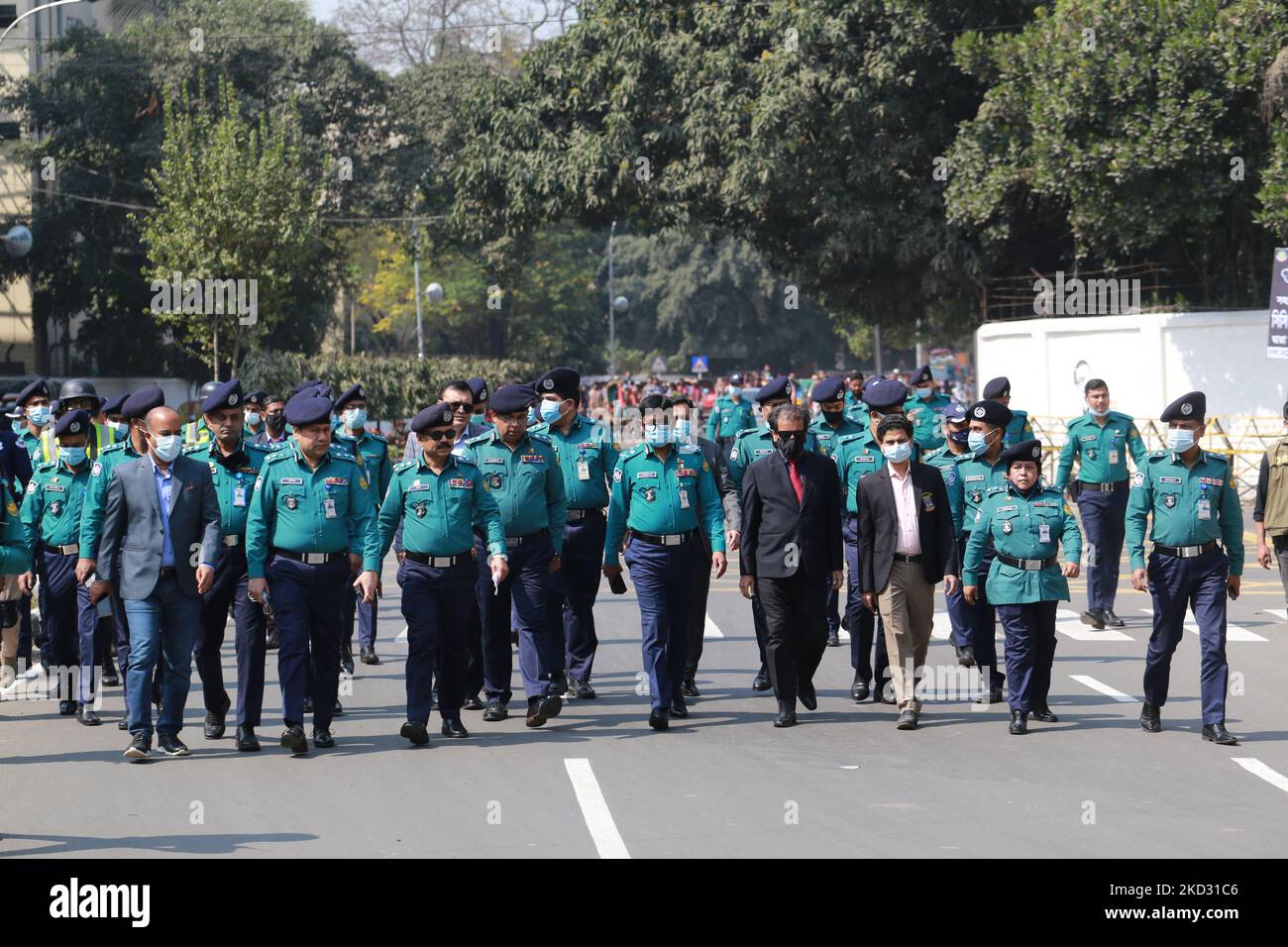 Dhaka Metropolitan Police (DMP) Commissioner visiting at the central ...