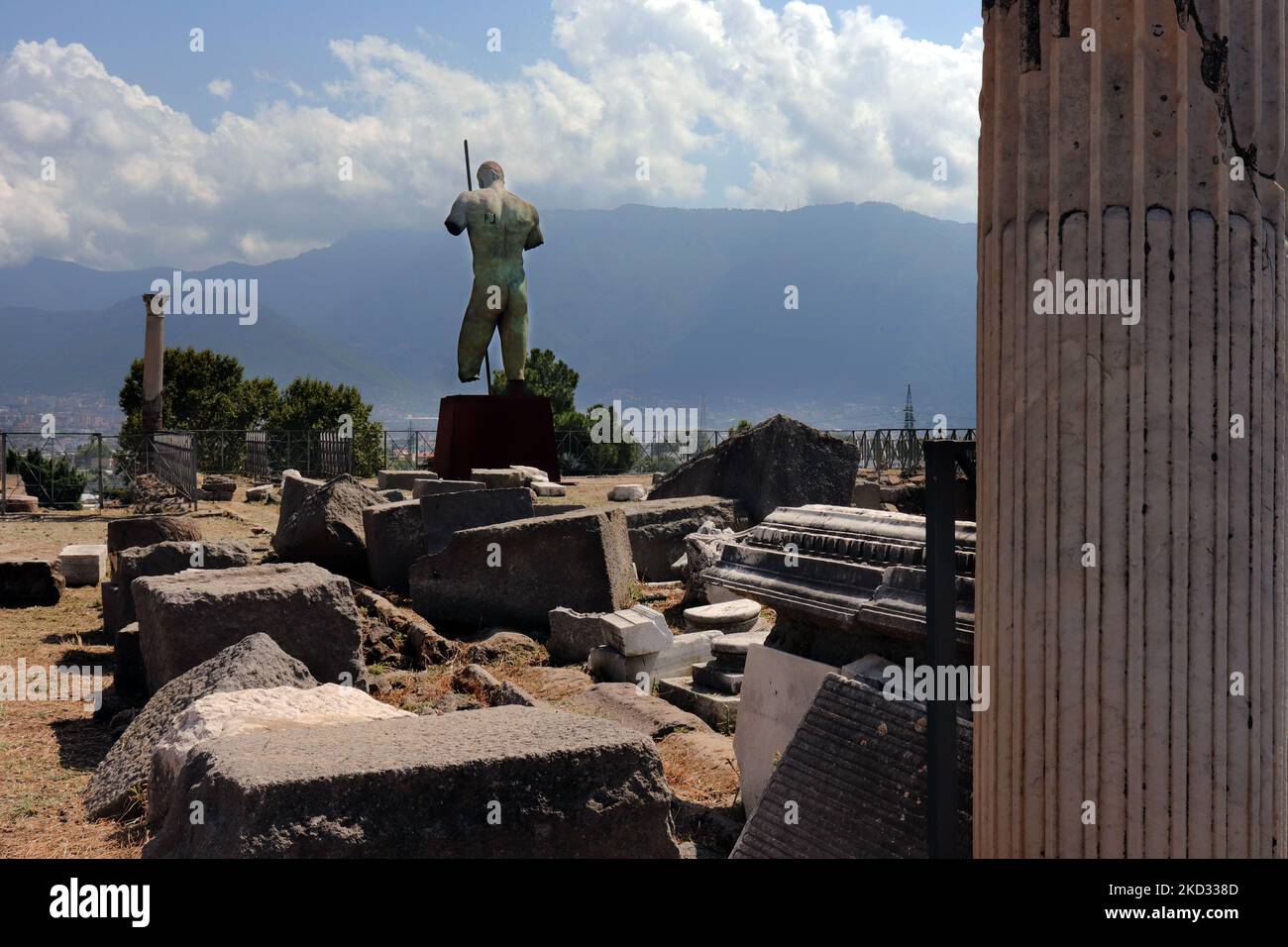 Pompeii herculaneum ruins hi-res stock photography and images - Alamy