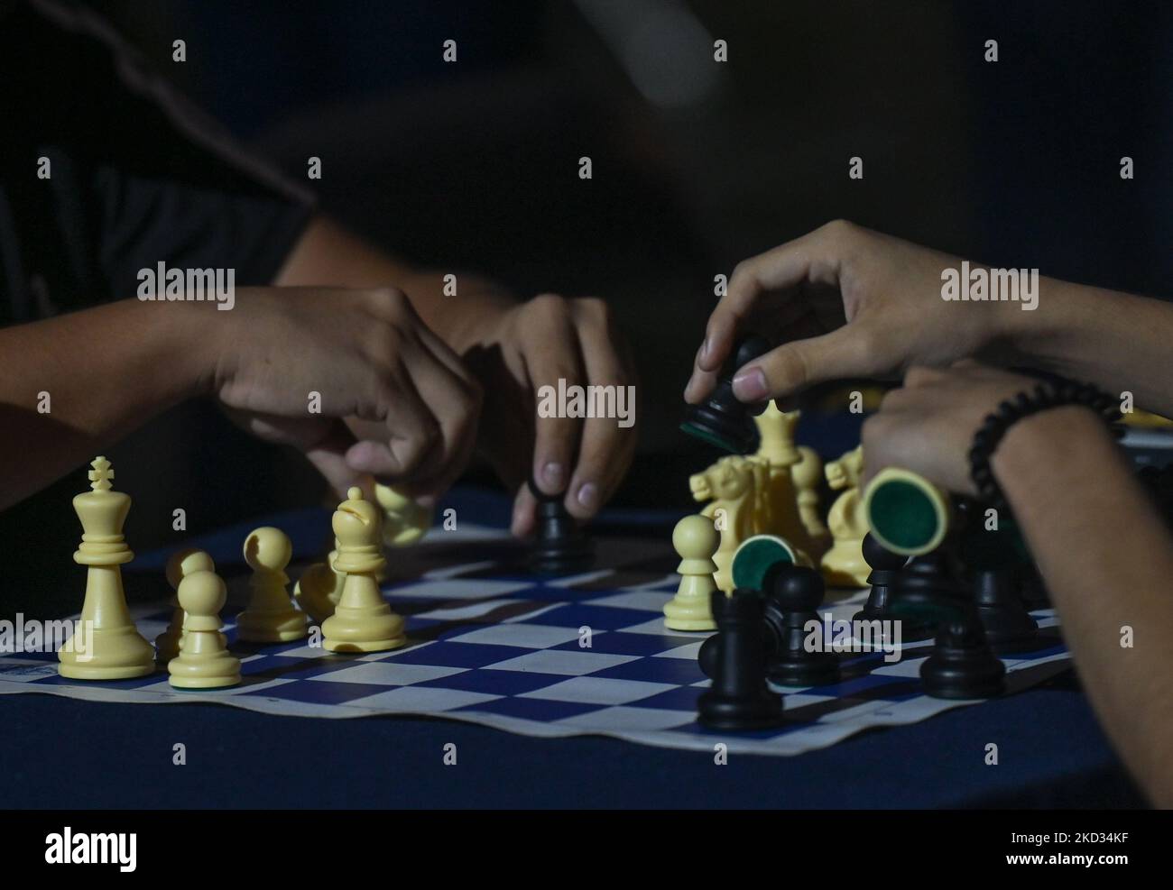 Chess players compete during the 17th edition of the 'Carlos Manzur ...