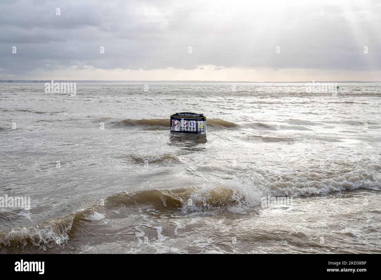 Southend seafront floods as Storm Franklin hits the UK, The third storm ...