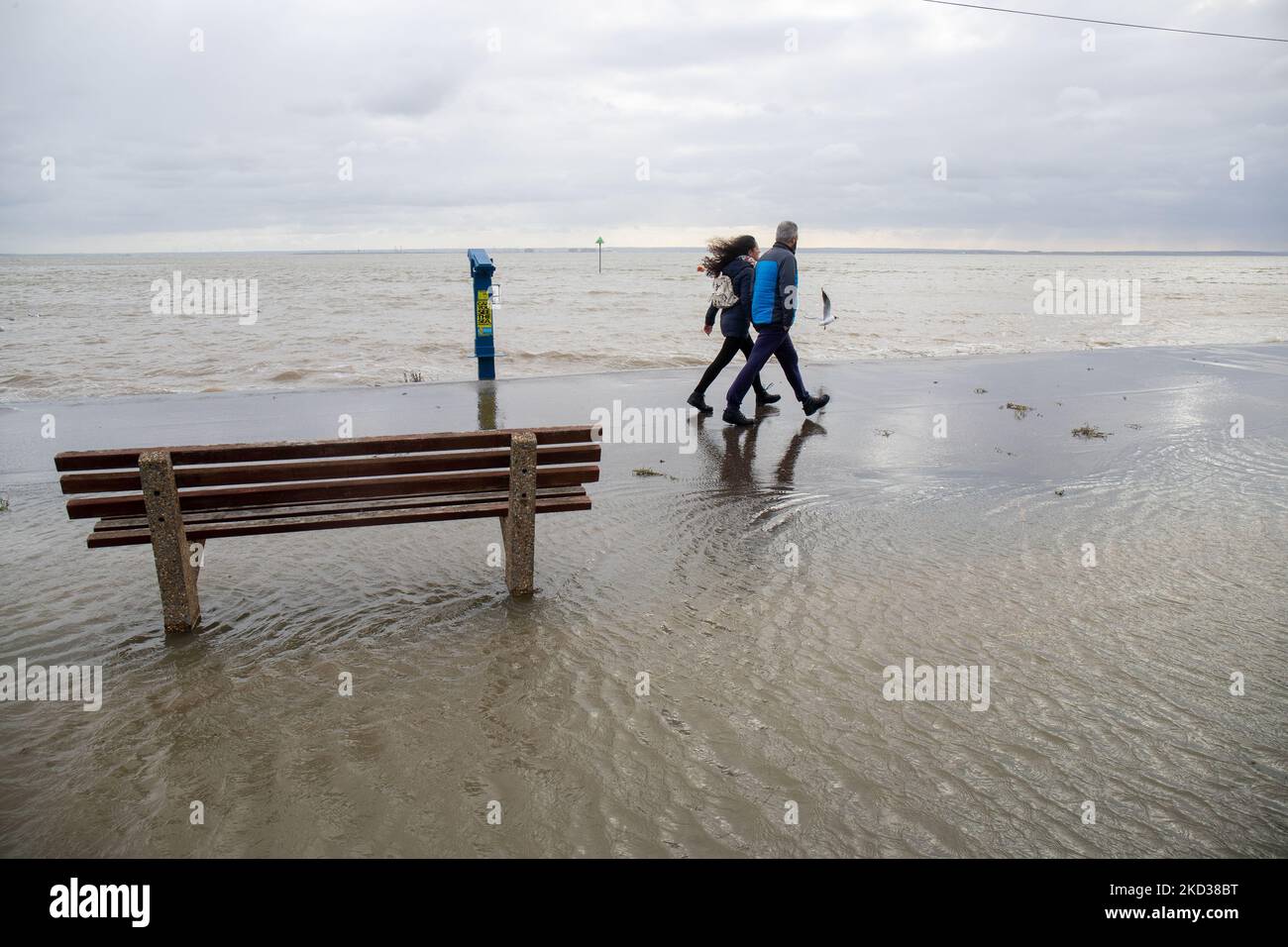 Southend seafront floods as Storm Franklin hits the UK, The third storm ...
