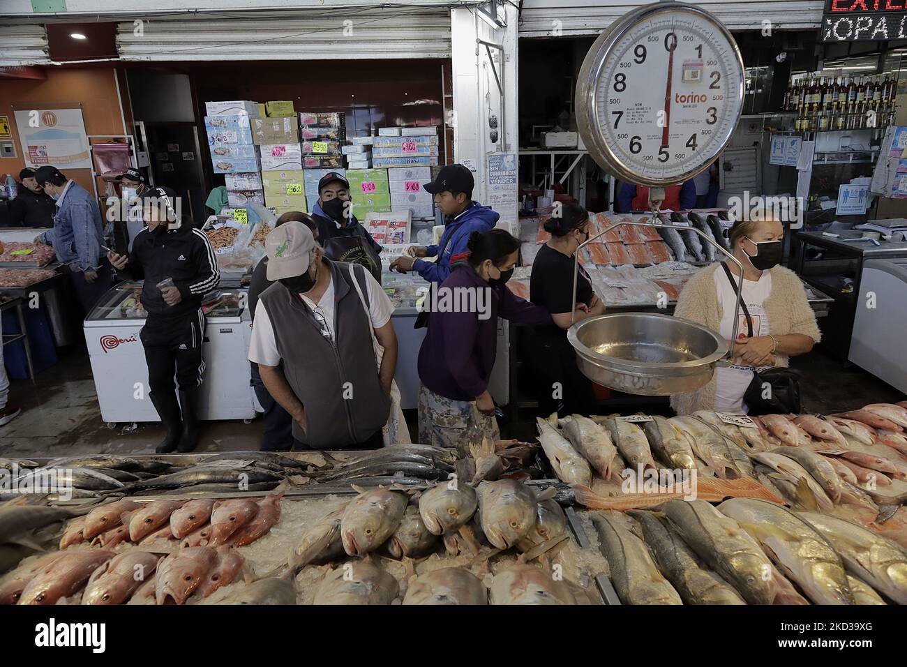 Verify and monitor the sale of fish and seafood hi-res stock ...