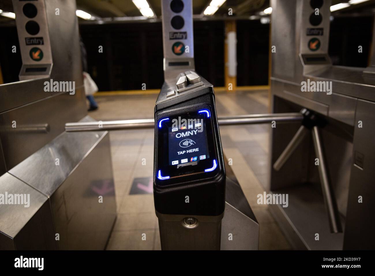 Pedestrian traffic on New York City subway platforms, including Times ...