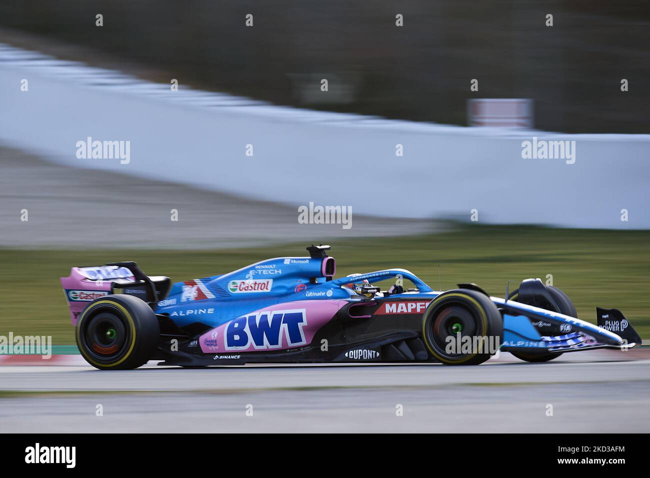 Fernando Alonso of Spain driving the (14) Alpine A522 Renault during ...