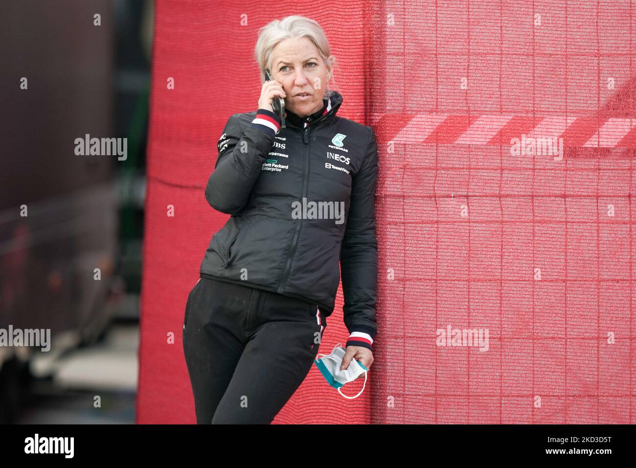 Angela cullen hi-res stock photography and images - Alamy